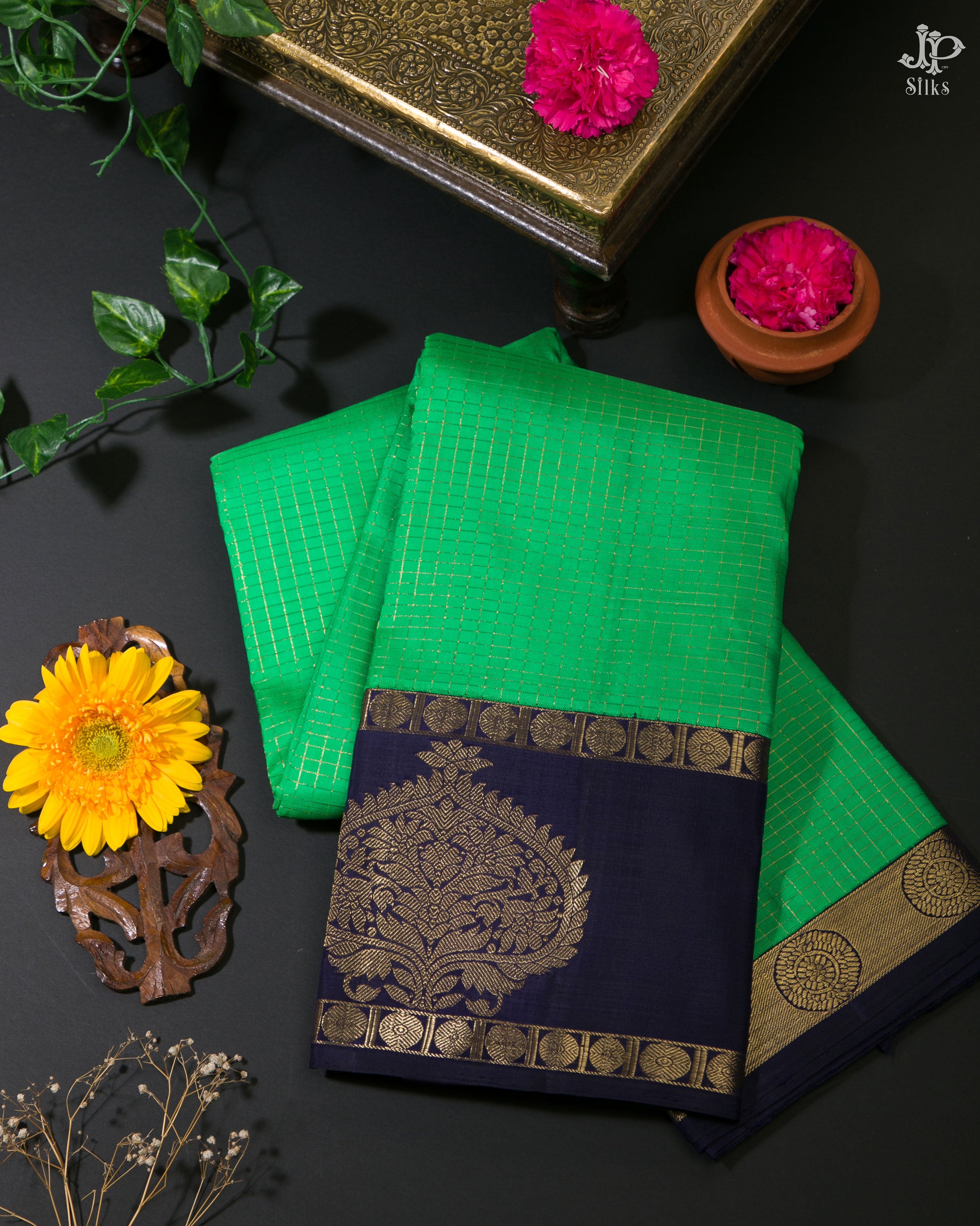 Bice Green and Navy Blue Kanchipuram Silk Saree - A946 – JP Silks